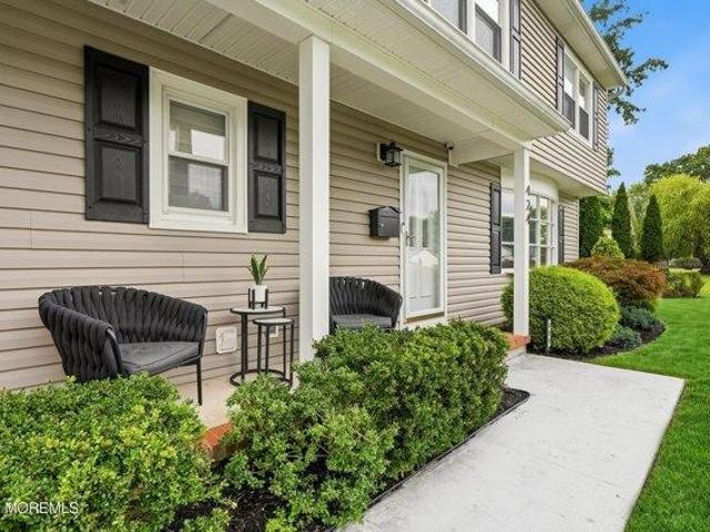 house with 4 bedroom, Oakhurst NJ ES105173094