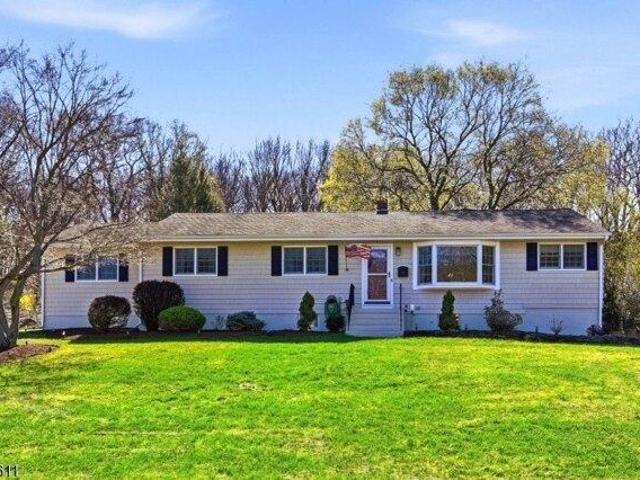 house with 4 bedroom, Oakland NJ DLS101747809