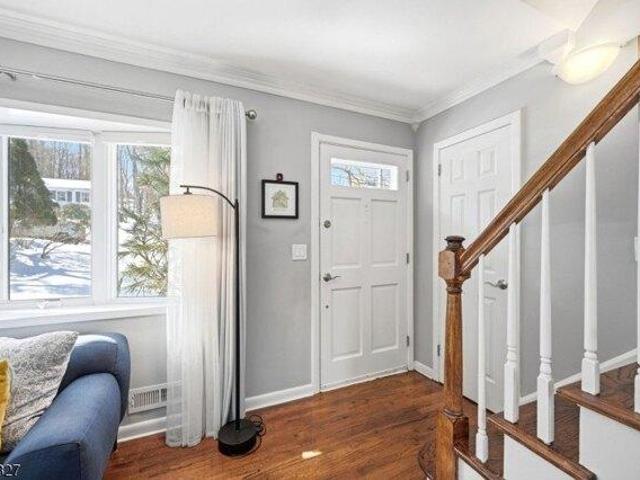 house with 4 bedroom, Oakland NJ ES104869876