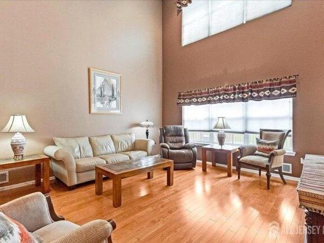house with 4 bedroom, Old Bridge NJ ES105172973