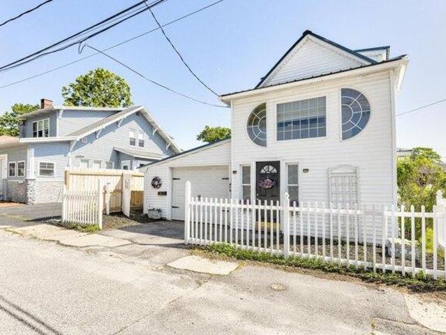 house with 4 bedroom, Old Orchard Beach ME DS103187536
