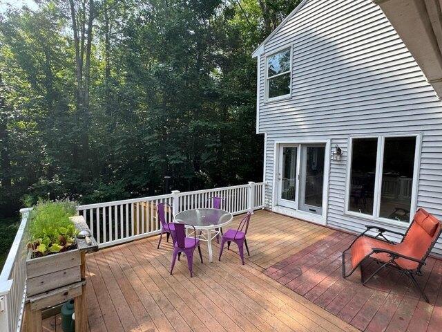 house with 4 bedroom, Old Orchard Beach ME ES105116123