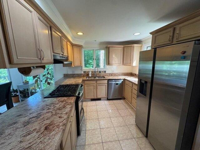 house with 4 bedroom, Old Orchard Beach ME ES105206635