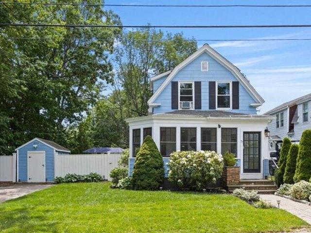 house with 4 bedroom, Old Orchard Beach ME ES105207885