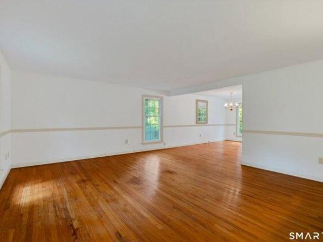 house with 4 bedroom, Old Lyme CT ES104441681