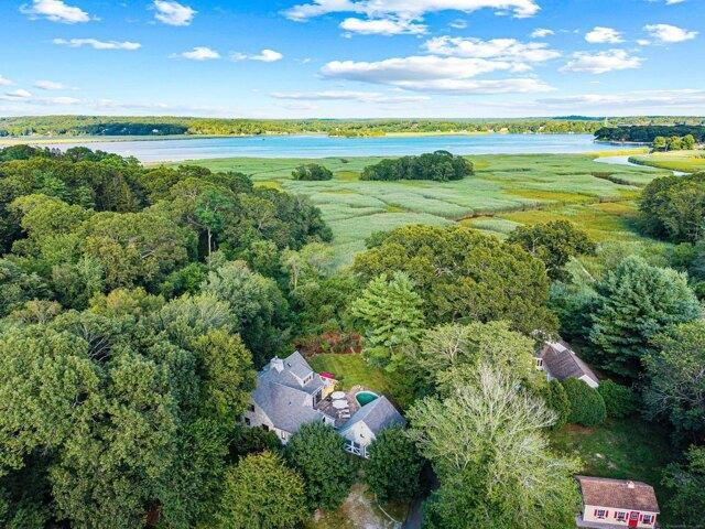 house with 4 bedroom, Old Saybrook CT DS102728230