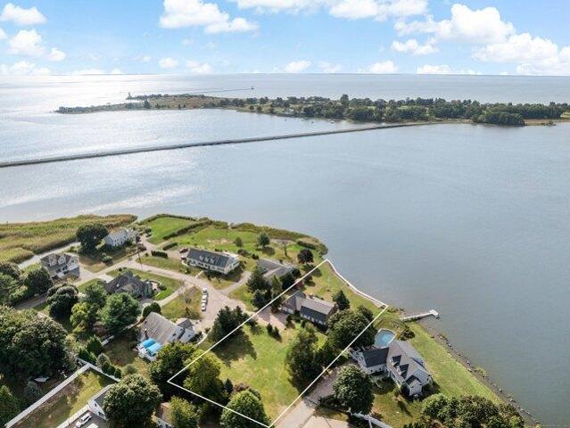 house with 4 bedroom, Old Saybrook CT ES105124450