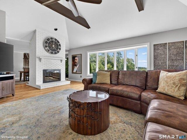 house with 4 bedroom, Old Saybrook CT ES105143627