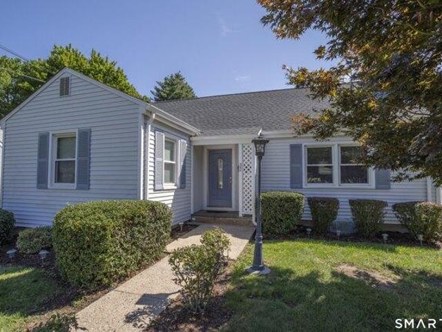 house with 4 bedroom, Old Saybrook CT ES105191813