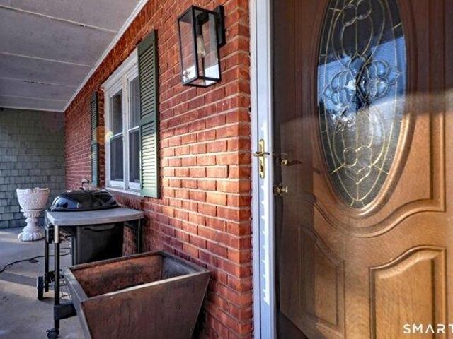 house with 4 bedroom, Orange CT DLS101705914