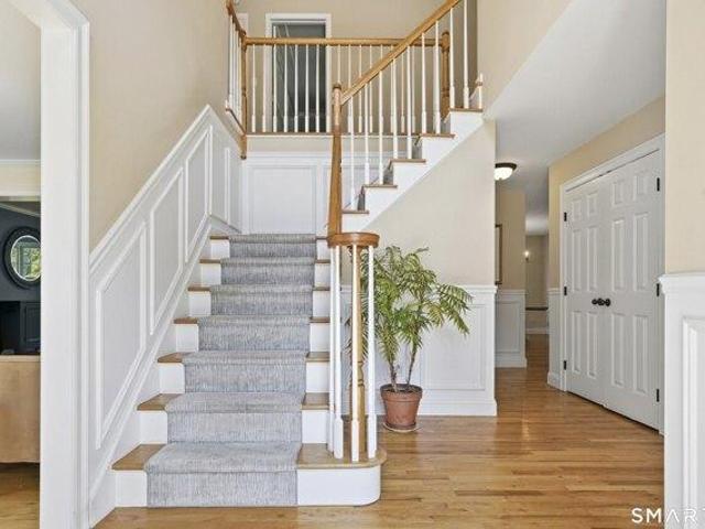 house with 4 bedroom, Orange CT ES103437636