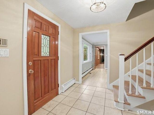 house with 4 bedroom, Orange CT ES104329923