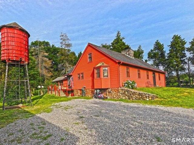 house with 4 bedroom, Orange CT ES105114192
