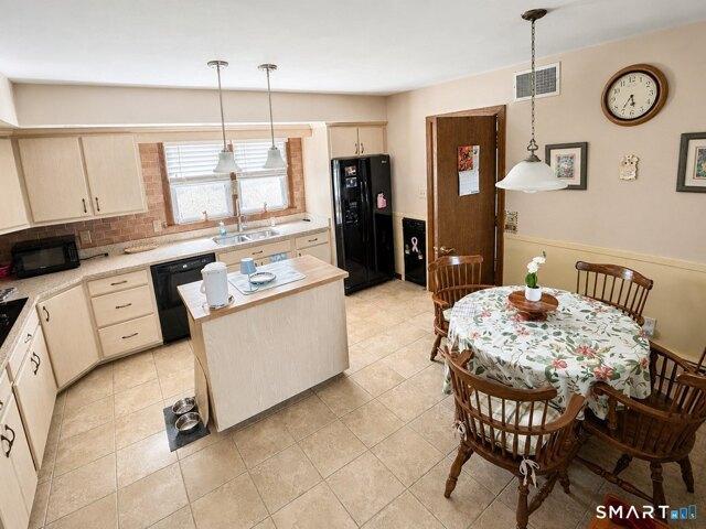 house with 4 bedroom, Orange CT ES105193009