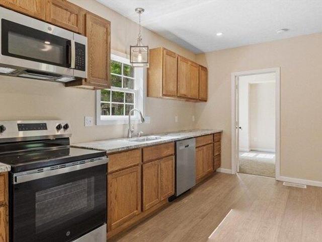 house with 4 bedroom, Orange MA ES103497669