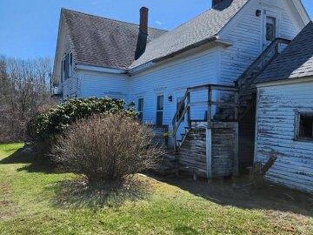 house with 4 bedroom, Orland ME ES103249103