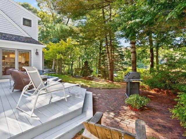 house with 4 bedroom, Orleans MA DLS101706183
