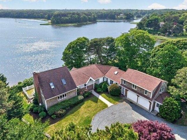house with 4 bedroom, Orleans MA ES104263736