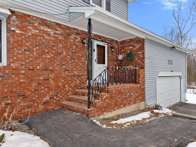 house with 4 bedroom, Orrington ME DS101856213