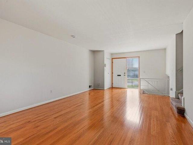 house with 4 bedroom, Oxon Hill MD ES104906198