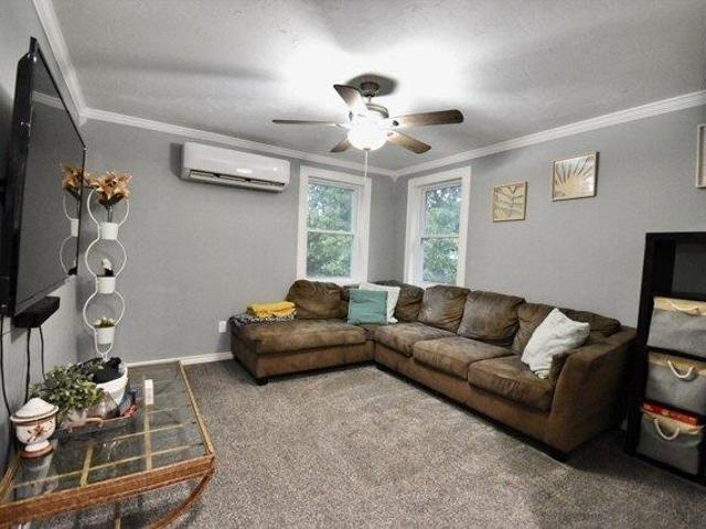 house with 4 bedroom, Oxford MA ES104757933
