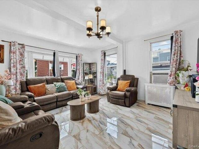 house with 4 bedroom, Ozone Park NY DS103602025