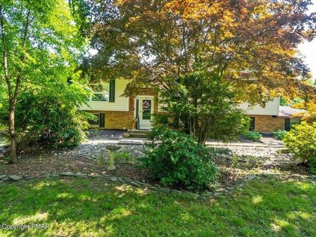 house with 4 bedroom, Palmerton PA DLS88247150
