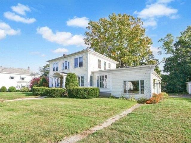 house with 4 bedroom, Palmer MA DLS102728210