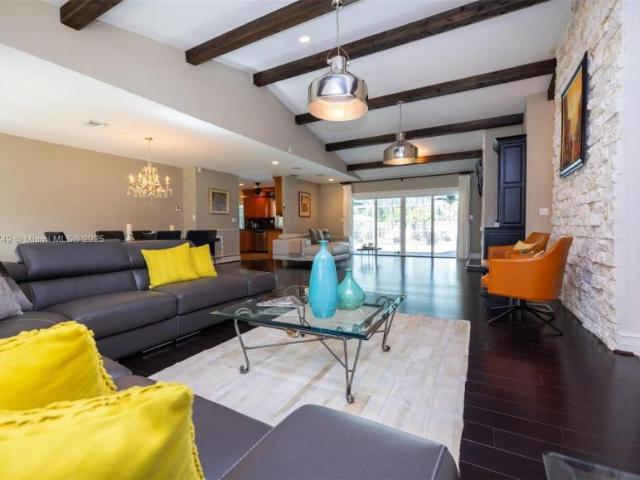 house with 4 bedroom, Palmetto Bay Fl FL DS102659320