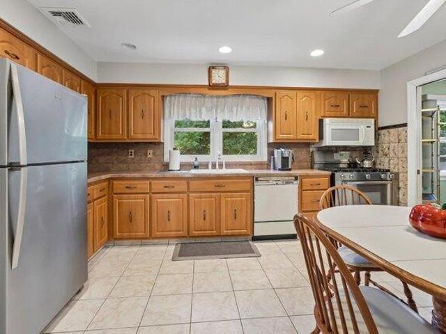house with 4 bedroom, Paramus NJ ES104441048