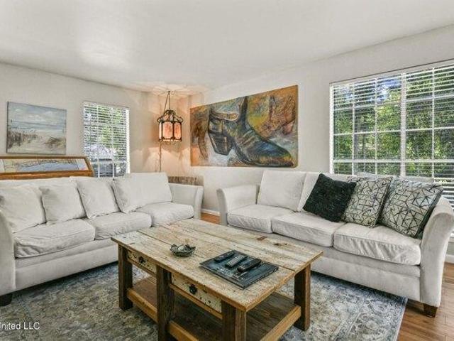 house with 4 bedroom, Pass Christian MS DS88500989