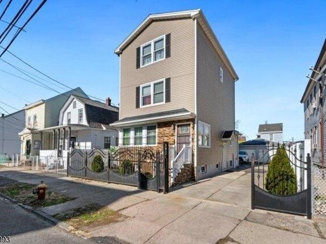 house with 4 bedroom, Paterson NJ DS104410106