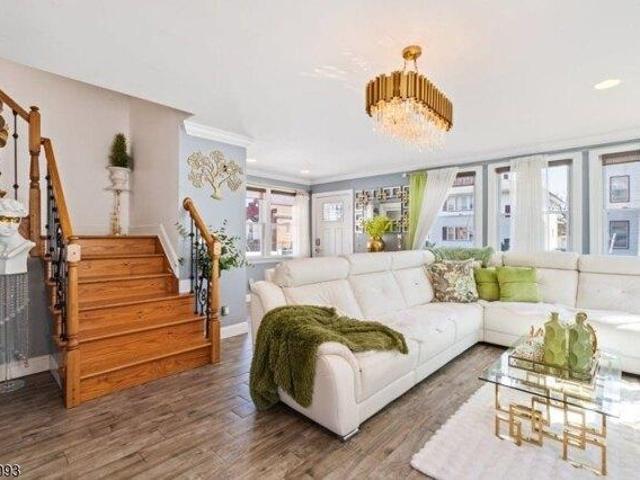 house with 4 bedroom, Paterson NJ ES104410106