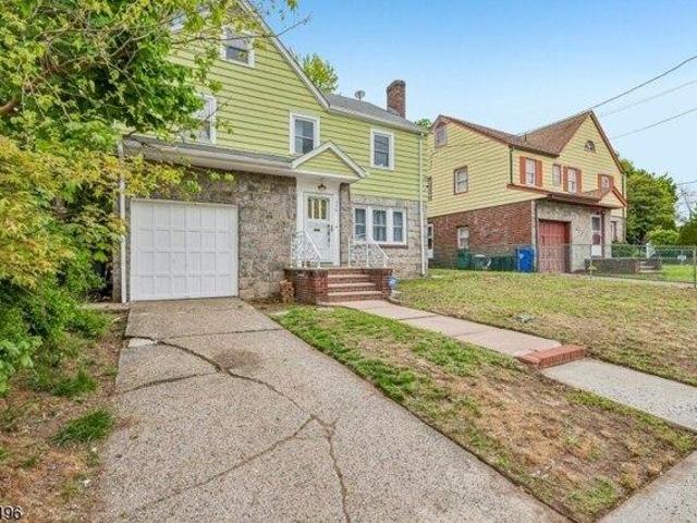 house with 4 bedroom, Paterson NJ ES104539756