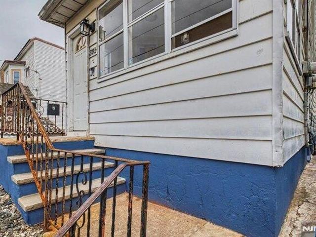 house with 4 bedroom, Paterson NJ ES104607984