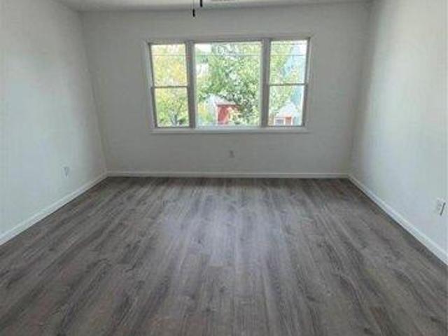 house with 4 bedroom, Paterson NJ ES105140597