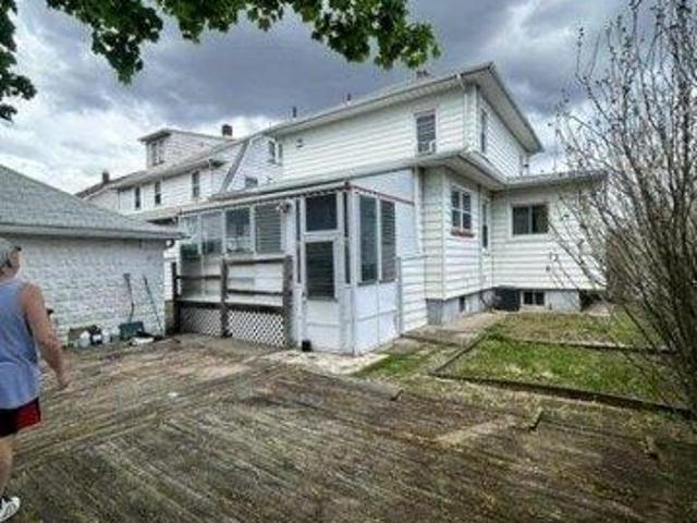 house with 4 bedroom, Paterson NJ ES105143516