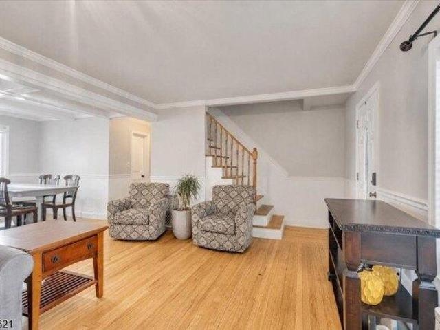 house with 4 bedroom, Paterson NJ ES105144058