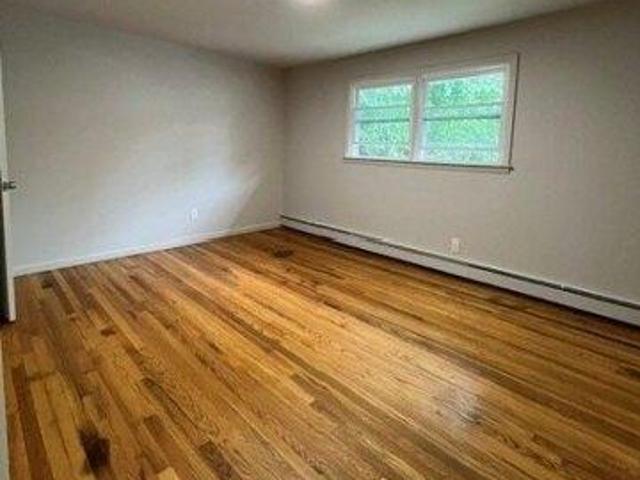 house with 4 bedroom, Paterson NJ ES105125182