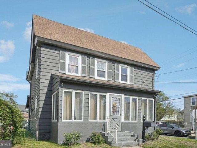 house with 4 bedroom, Paulsboro NJ DS102255982
