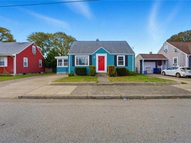 house with 4 bedroom, Pawtucket RI DS101957739