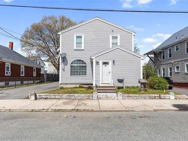 house with 4 bedroom, Pawtucket RI DS102061226