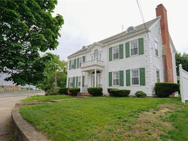 house with 4 bedroom, Pawtucket RI DS102120977