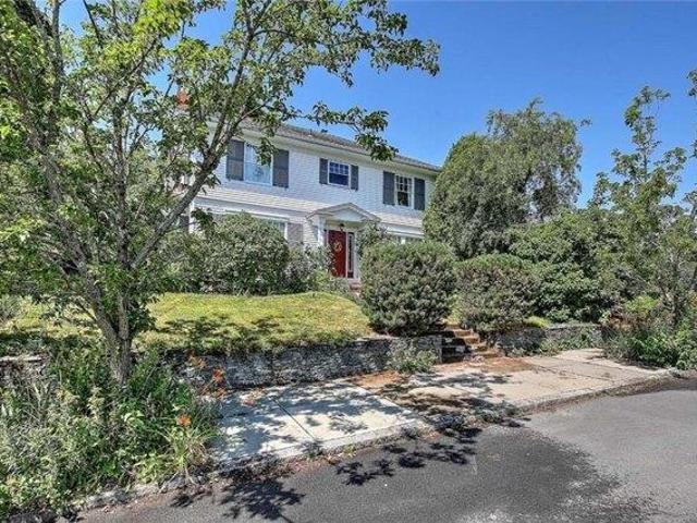 house with 4 bedroom, Pawtucket RI DS104043696