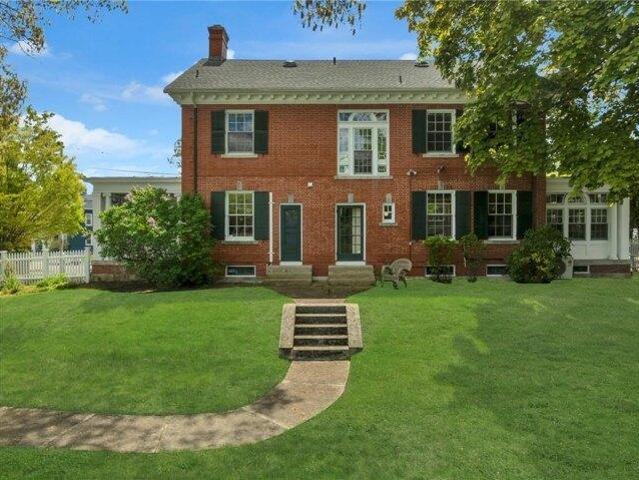 house with 4 bedroom, Pawtucket RI ES103020456