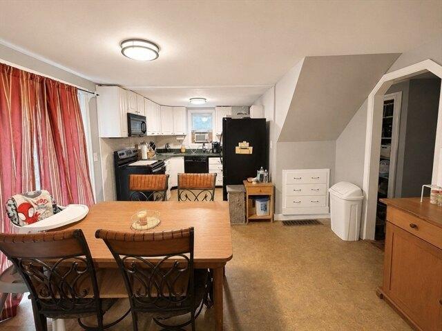 house with 4 bedroom, Pembroke MA DS103808679