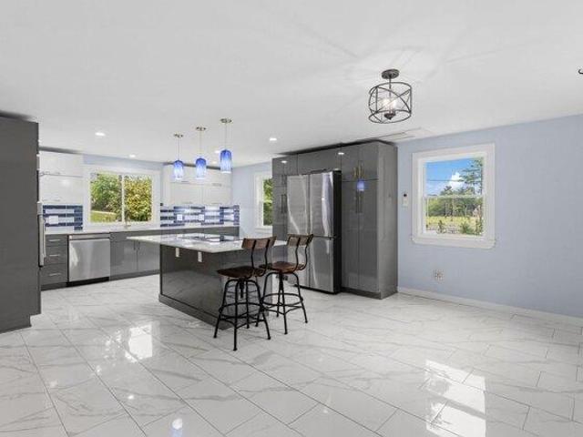 house with 4 bedroom, Pembroke NH ES105113330