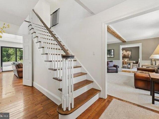 house with 4 bedroom, Pennington NJ ES105155823