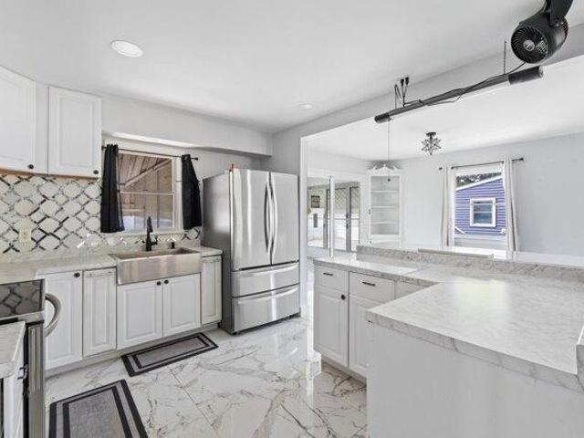 house with 4 bedroom, Penns Grove NJ ES105175607