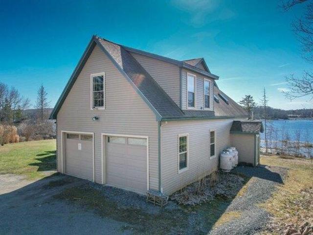 house with 4 bedroom, Penobscot ME DS103439626